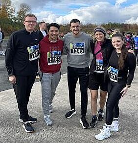 Lehrstuhl Trang beim AirportRun 2025 am Start | Department 3 ...