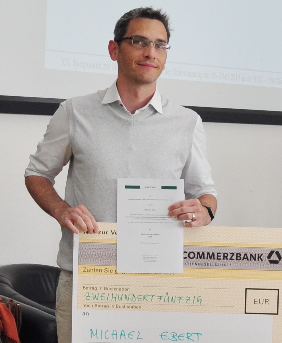 Bestes Korreferat: Auszeichnung für Wirtschaftswissenschaftler Prof. Dr ...